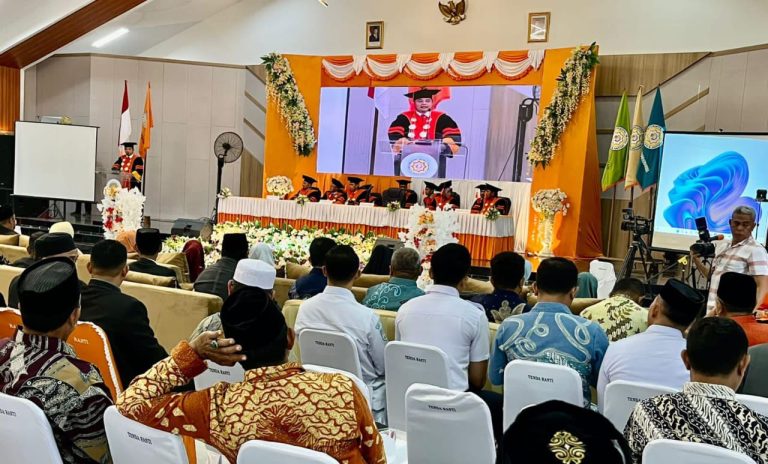 UNSAN Bacan Wisudakan 68 Mahasiswa, Seluruh Prodi Akreditasi Baik ...